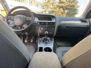 Pelēks Audi A4 2008 Alīta, ar dzinēja tilpumu 1.99 L un nobraukumu 334 tūkst. km par 3499 €, foto 13 vietnē AUTOMOTO.COM.LV