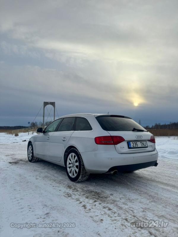 Pelēks Audi A4 2008 Tallina, ar dzinēja tilpumu 2.70 L un nobraukumu 330 tūkst. km par 3800 €, foto 3 vietnē AUTOMOTO.COM.LV