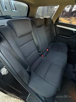 Pelēks Audi A4 2008 Valga, ar dzinēja tilpumu 2.70 L un nobraukumu 326 tūkst. km par 3800 €, foto 7 vietnē AUTOMOTO.COM.LV