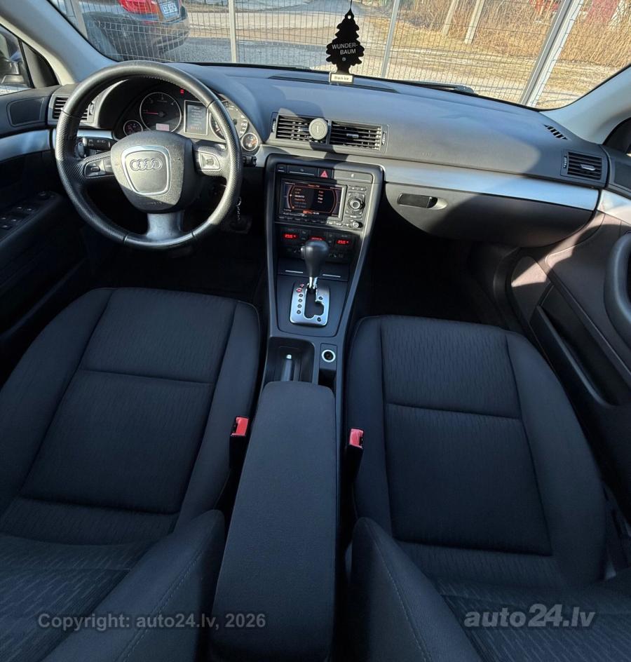 Pelēks Audi A4 2008 Valga, ar dzinēja tilpumu 2.70 L un nobraukumu 326 tūkst. km par 3800 €, foto 9 vietnē AUTOMOTO.COM.LV