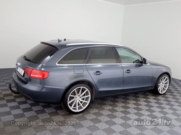 Pelēks Audi A4 2008 Tallina, ar dzinēja tilpumu 2.00 L un nobraukumu 382 tūkst. km par 2999 €, foto 3 vietnē AUTOMOTO.COM.LV