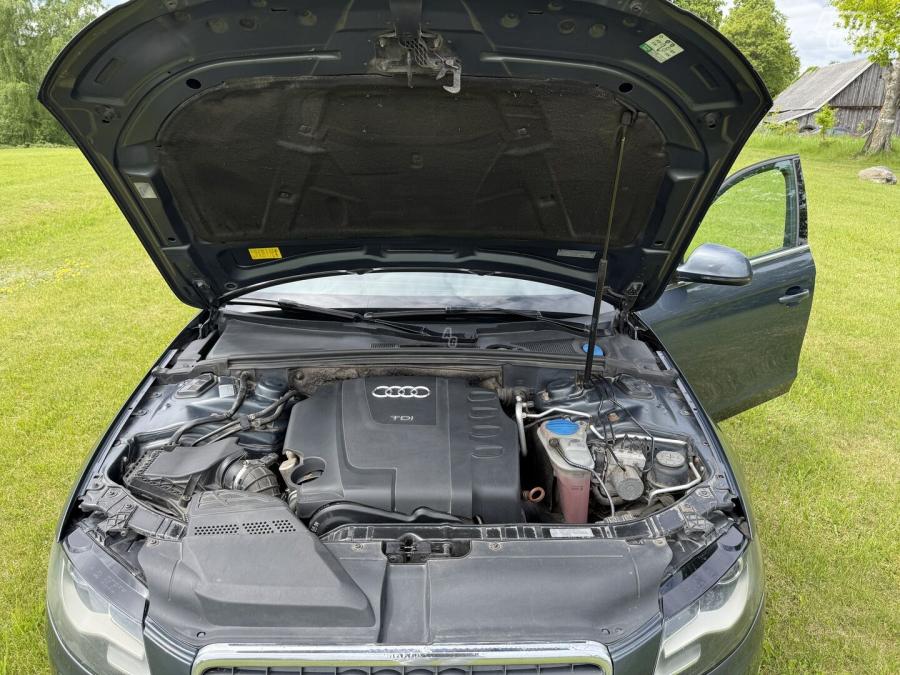Grey Audi A4 2008 in Vilnius, with an engine capacity of 2.00 L and mileage of 498 thousand km for 3500 €, photo 20 on AUTOMOTO.COM.LV