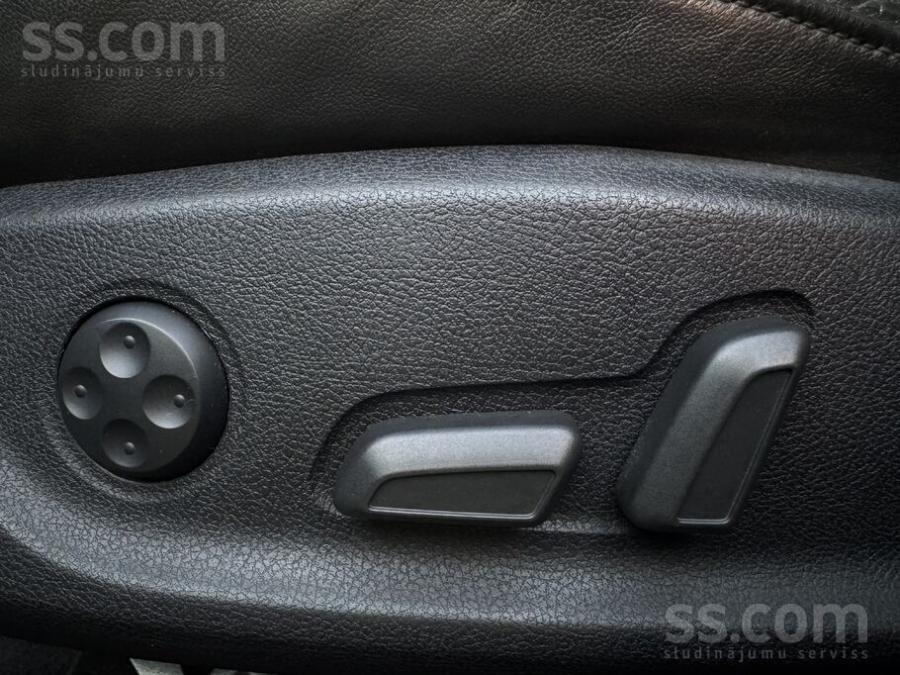 Grey Audi A4 2008 in Riga, with an engine capacity of 3.00 L and mileage of 338 thousand km for 4990 €, photo 17 on AUTOMOTO.COM.LV