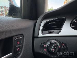 Grey Audi A4 2008 in Riga, with an engine capacity of 3.00 L and mileage of 338 thousand km for 4990 €, photo 32 on AUTOMOTO.COM.LV