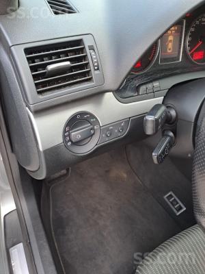 Pelēks Audi A4 2008 Daugavpils, ar dzinēja tilpumu 2.00 L un nobraukumu 256 tūkst. km par 4450 €, foto 13 vietnē AUTOMOTO.COM.LV