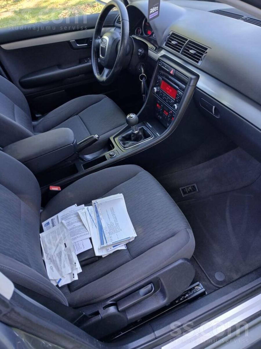 Pelēks Audi A4 2008 Ludza, ar dzinēja tilpumu 2.00 L un nobraukumu 275 tūkst. km par 4190 €, foto 12 vietnē AUTOMOTO.COM.LV