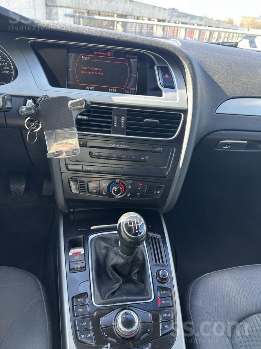 Grey Audi A4 2008 in Riga, with an engine capacity of 3.00 L and mileage of 470 thousand km for 5000 €, photo 10 on AUTOMOTO.COM.LV
