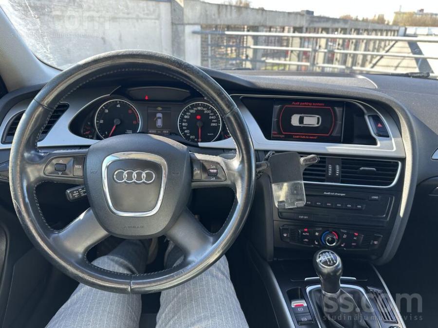 Grey Audi A4 2008 in Riga, with an engine capacity of 3.00 L and mileage of 470 thousand km for 5000 €, photo 12 on AUTOMOTO.COM.LV