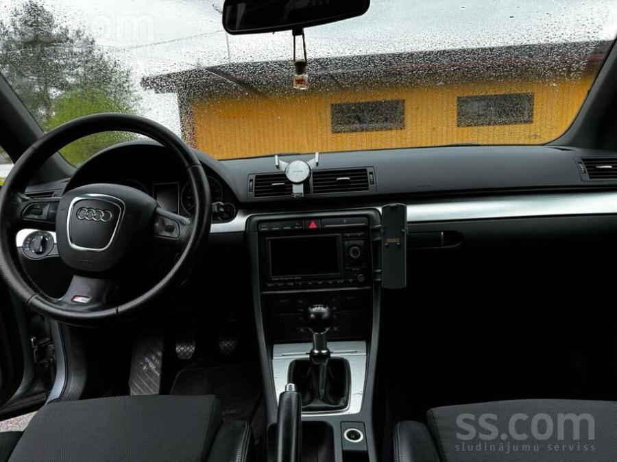 Pelēks Audi A4 2008 Limbaži, ar dzinēja tilpumu 2.00 L un nobraukumu 386 tūkst. km par 3650 €, foto 12 vietnē AUTOMOTO.COM.LV