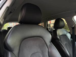 Grey Audi A4 2008 in Riga, with an engine capacity of 3.00 L and mileage of 338 thousand km for 4990 €, photo 18 on AUTOMOTO.COM.LV