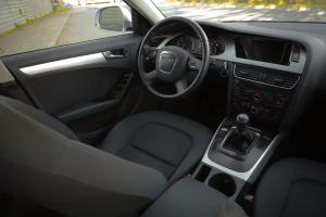 Grey Audi A4 2008 in Jelgava, with an engine capacity of 2.00 L and mileage of 333 thousand km for 2800 €, photo 8 on AUTOMOTO.COM.LV
