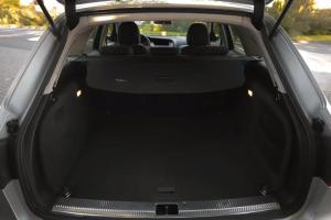 Grey Audi A4 2008 in Jelgava, with an engine capacity of 2.00 L and mileage of 333 thousand km for 2800 €, photo 16 on AUTOMOTO.COM.LV