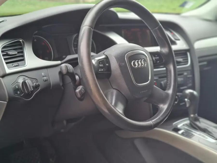 Pelēks Audi A4 2008 Grobiņa, ar dzinēja tilpumu 2.00 L un nobraukumu 310 tūkst. km par 4990 €, foto 15 vietnē AUTOMOTO.COM.LV