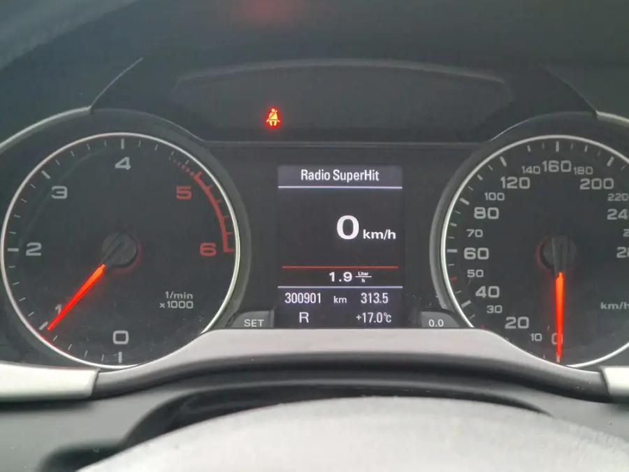 Pelēks Audi A4 2008 Grobiņa, ar dzinēja tilpumu 2.00 L un nobraukumu 310 tūkst. km par 4990 €, foto 17 vietnē AUTOMOTO.COM.LV