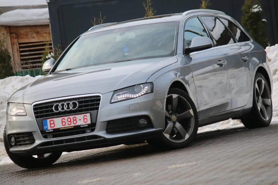 Grey Audi A4 2008 in Riga, with an engine capacity of 2.00 L and mileage of 289 thousand km for 5790 €, photo 1 on AUTOMOTO.COM.LV