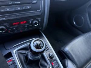 Grey Audi A4 2008 in Rezekne, with an engine capacity of 2.00 L and mileage of 267 thousand km for 6650 €, photo 17 on AUTOMOTO.COM.LV