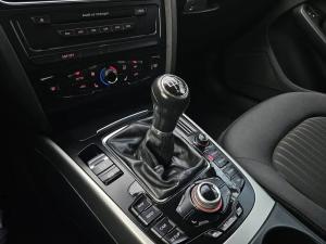 Pelēks Audi A4 2008 Jēkabpils, ar dzinēja tilpumu 2.00 L un nobraukumu 334 tūkst. km par 5790 €, foto 13 vietnē AUTOMOTO.COM.LV