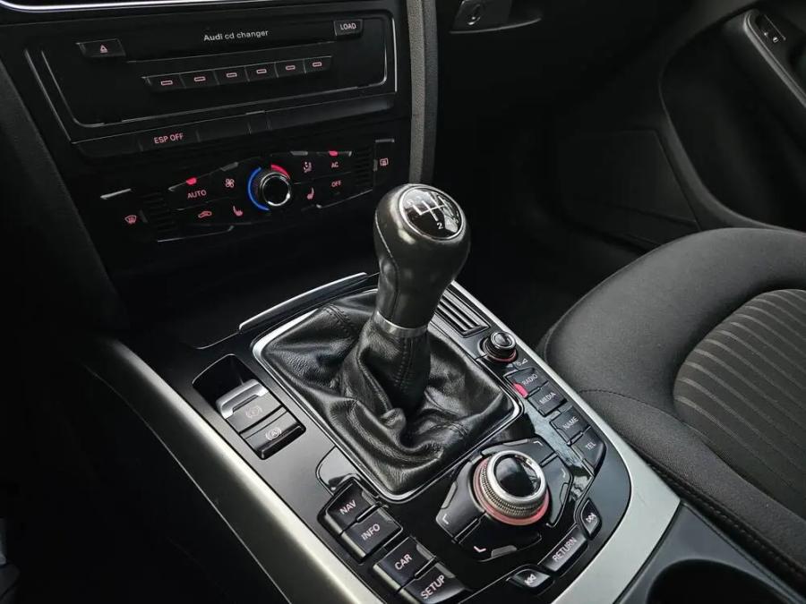 Pelēks Audi A4 2008 Jēkabpils, ar dzinēja tilpumu 2.00 L un nobraukumu 334 tūkst. km par 5790 €, foto 13 vietnē AUTOMOTO.COM.LV