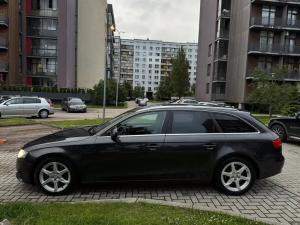 Grey Audi A4 2008 in Riga, with an engine capacity of 2.70 L and mileage of 390 thousand km for 4190 €, photo 4 on AUTOMOTO.COM.LV