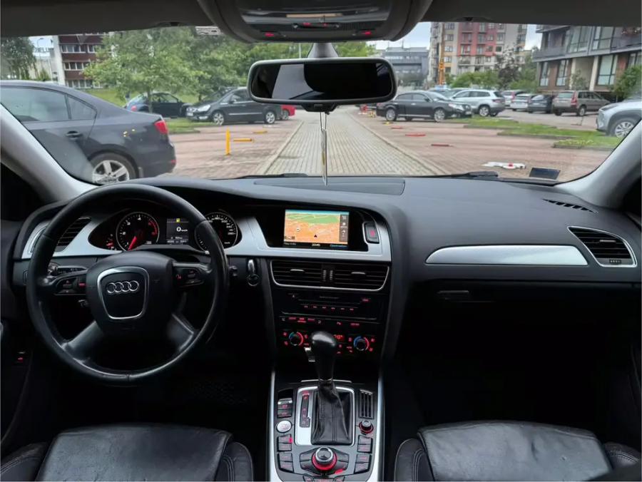Grey Audi A4 2008 in Riga, with an engine capacity of 2.70 L and mileage of 390 thousand km for 4190 €, photo 13 on AUTOMOTO.COM.LV