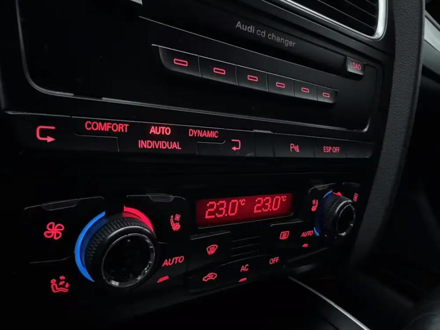 Grey Audi A4 2008 in Riga, with an engine capacity of 2.70 L and mileage of 390 thousand km for 4190 €, photo 18 on AUTOMOTO.COM.LV