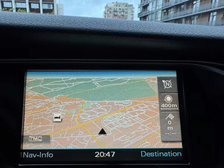 Grey Audi A4 2008 in Riga, with an engine capacity of 2.70 L and mileage of 390 thousand km for 4190 €, photo 25 on AUTOMOTO.COM.LV