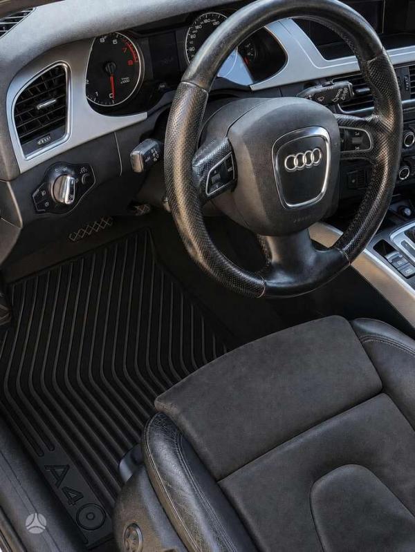 Pelēks Audi A4 2008 Viļņa, ar dzinēja tilpumu 1.98 L un nobraukumu 312 tūkst. km par 5000 €, foto 5 vietnē AUTOMOTO.COM.LV