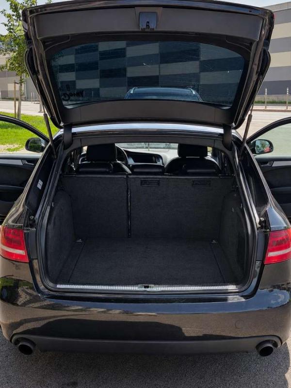 Pelēks Audi A4 2008 Viļņa, ar dzinēja tilpumu 1.98 L un nobraukumu 312 tūkst. km par 5000 €, foto 7 vietnē AUTOMOTO.COM.LV