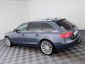 Pelēks Audi A4 2008 Tallina, ar dzinēja tilpumu 2.00 L un nobraukumu 382 tūkst. km par 2799 €, foto 5 vietnē AUTOMOTO.COM.LV