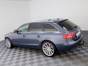 Pelēks Audi A4 2008 Tallina, ar dzinēja tilpumu 2.00 L un nobraukumu 382 tūkst. km par 2799 €, foto 12 vietnē AUTOMOTO.COM.LV