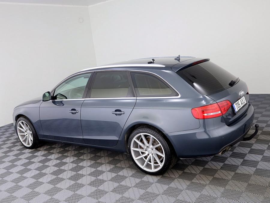 Pelēks Audi A4 2008 Tallina, ar dzinēja tilpumu 2.00 L un nobraukumu 382 tūkst. km par 2799 €, foto 12 vietnē AUTOMOTO.COM.LV