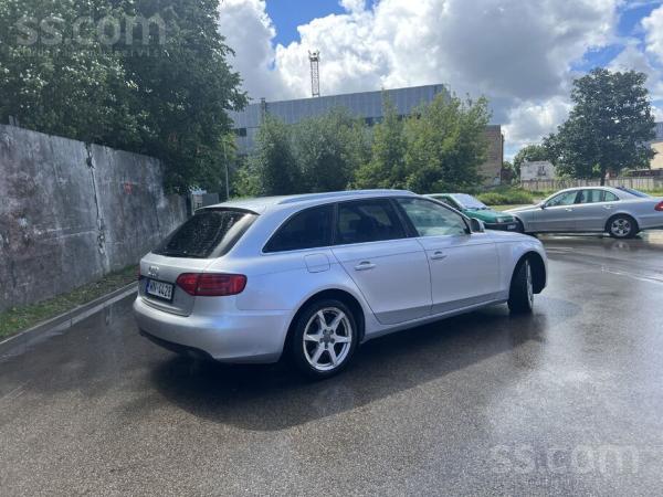 Grey Audi A4 2008 in Riga, with an engine capacity of 2.00 L and mileage of 350 thousand km for 3500 €, photo 5 on AUTOMOTO.COM.LV