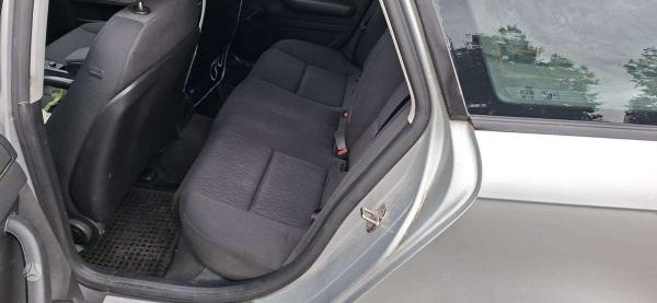 Pelēks Audi A4 2008 Viļņa, ar dzinēja tilpumu 1.99 L un nobraukumu 341 tūkst. km par 1750 €, foto 10 vietnē AUTOMOTO.COM.LV