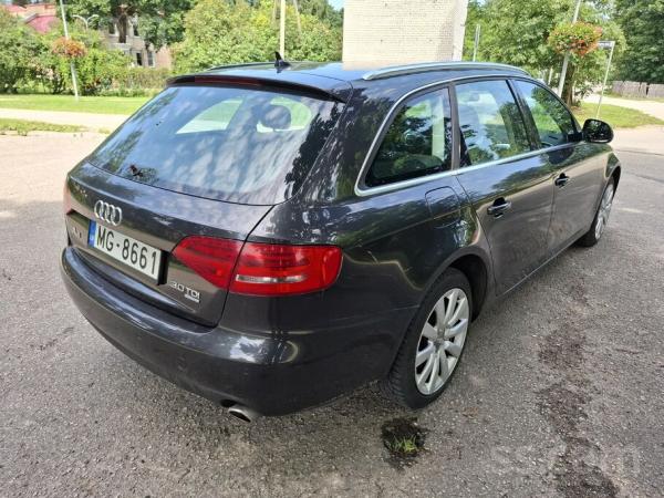 Grey Audi A4 2008 in Riga, with an engine capacity of 3.00 L and mileage of 291 thousand km for 3999 €, photo 4 on AUTOMOTO.COM.LV