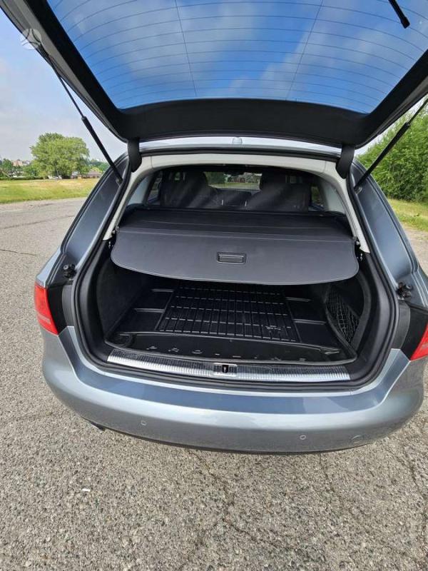 Pelēks Audi A4 2008 Šauļi, ar dzinēja tilpumu 1.97 L un nobraukumu 317 tūkst. km par 5250 €, foto 5 vietnē AUTOMOTO.COM.LV