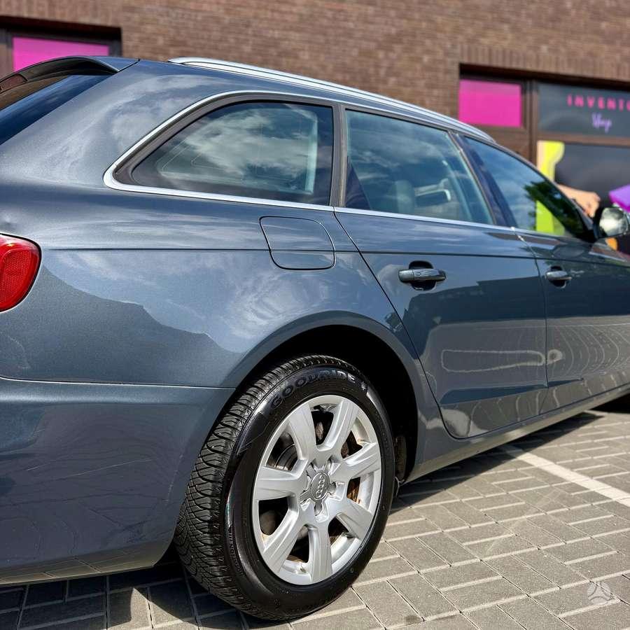 Pelēks Audi A4 2008 Kaišiadorys, ar dzinēja tilpumu 1.97 L un nobraukumu 304 tūkst. km par 4550 €, foto 15 vietnē AUTOMOTO.COM.LV