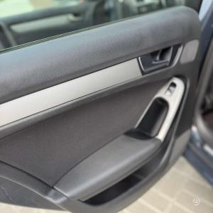 Pelēks Audi A4 2008 Kaišiadorys, ar dzinēja tilpumu 1.97 L un nobraukumu 304 tūkst. km par 4550 €, foto 28 vietnē AUTOMOTO.COM.LV