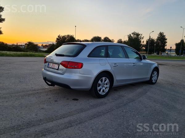 Pelēks Audi A4 2008 Ogre, ar dzinēja tilpumu 2.00 L un nobraukumu 0 tūkst. km par 6550 €, foto 5 vietnē AUTOMOTO.COM.LV