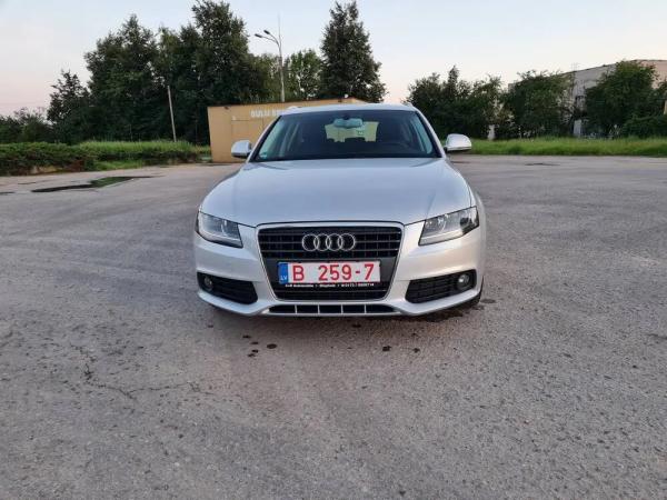 Grey Audi A4 2008 in Ogre, with an engine capacity of 2.00 L and mileage of 281 thousand km for 6550 €, photo 2 on AUTOMOTO.COM.LV
