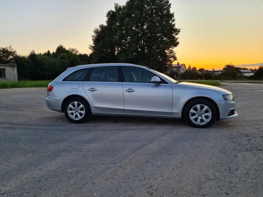 Pelēks Audi A4 2008 Ogre, ar dzinēja tilpumu 2.00 L un nobraukumu 281 tūkst. km par 6550 €, foto 5 vietnē AUTOMOTO.COM.LV