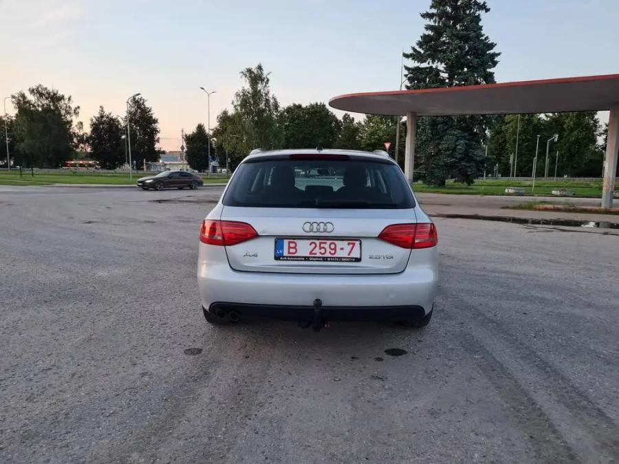 Pelēks Audi A4 2008 Ogre, ar dzinēja tilpumu 2.00 L un nobraukumu 281 tūkst. km par 6550 €, foto 7 vietnē AUTOMOTO.COM.LV