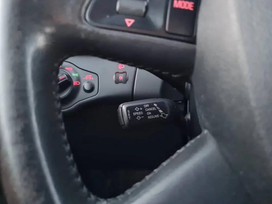 Pelēks Audi A4 2008 Ogre, ar dzinēja tilpumu 2.00 L un nobraukumu 281 tūkst. km par 6550 €, foto 16 vietnē AUTOMOTO.COM.LV