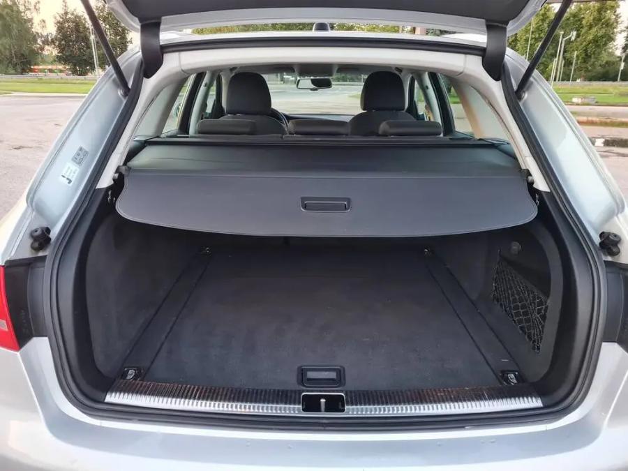 Pelēks Audi A4 2008 Ogre, ar dzinēja tilpumu 2.00 L un nobraukumu 281 tūkst. km par 6550 €, foto 21 vietnē AUTOMOTO.COM.LV