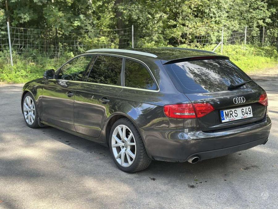 Pelēks Audi A4 2008 Tauragė, ar dzinēja tilpumu 2.97 L un nobraukumu 263 tūkst. km par 4500 €, foto 5 vietnē AUTOMOTO.COM.LV
