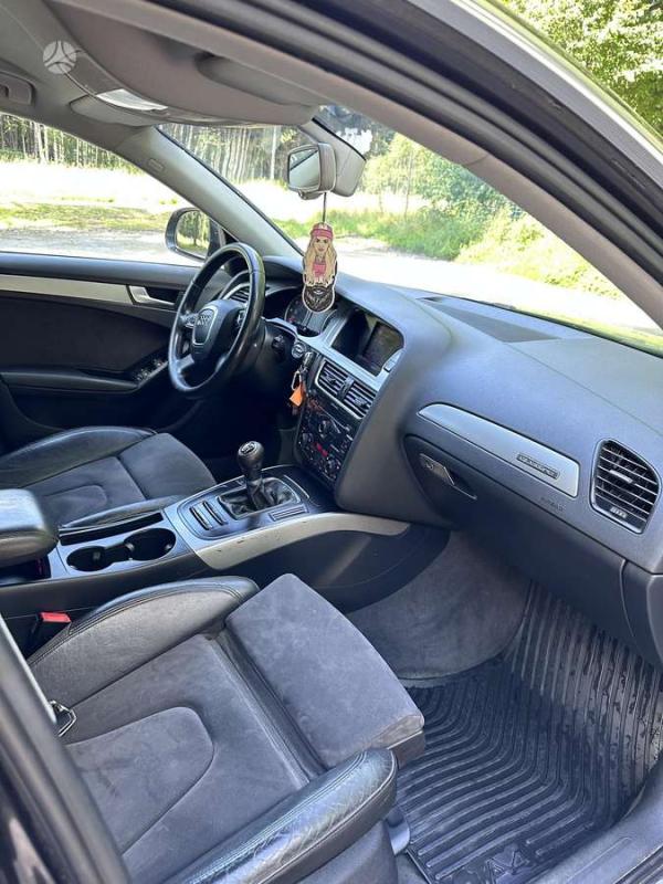 Grey Audi A4 2008 in Taurage, with an engine capacity of 2.97 L and mileage of 263 thousand km for 4500 €, photo 7 on AUTOMOTO.COM.LV