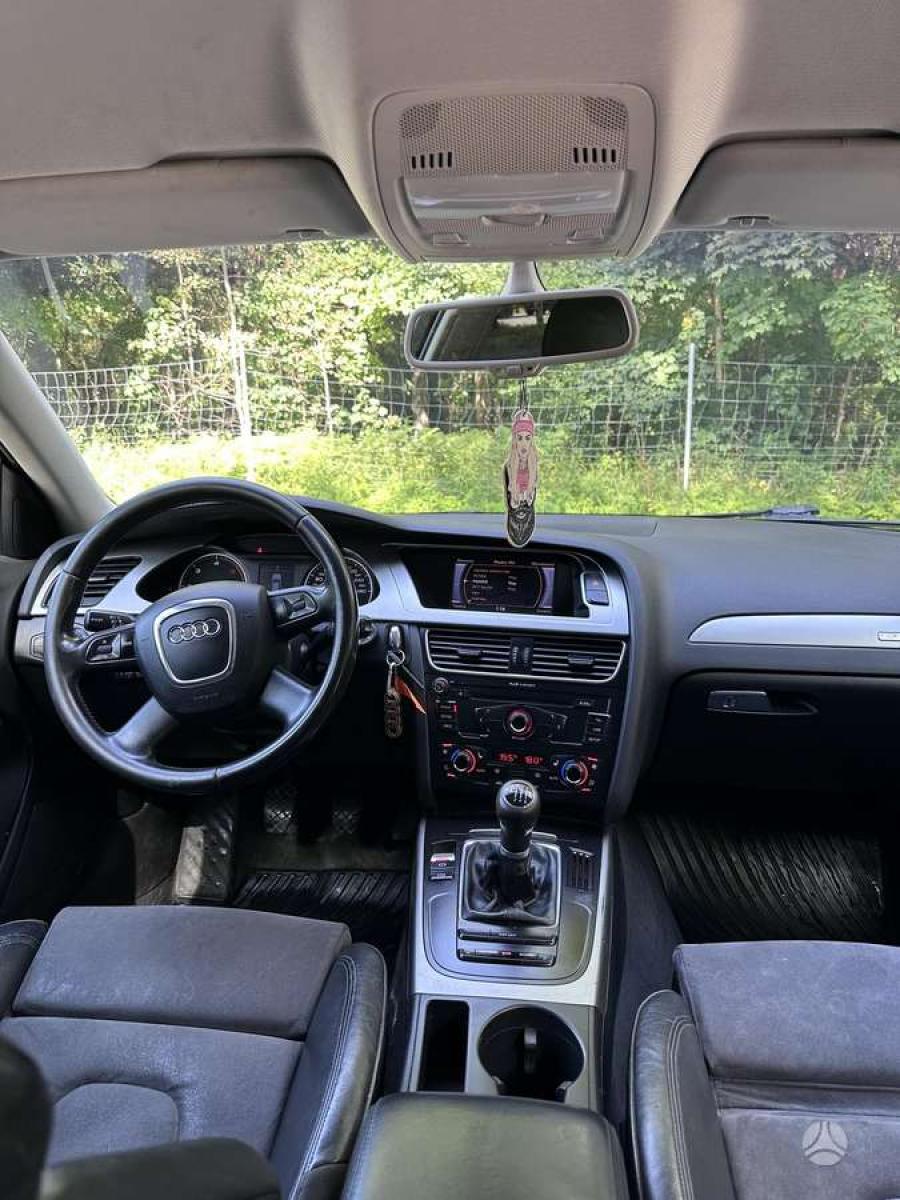 Pelēks Audi A4 2008 Tauragė, ar dzinēja tilpumu 2.97 L un nobraukumu 263 tūkst. km par 4500 €, foto 9 vietnē AUTOMOTO.COM.LV
