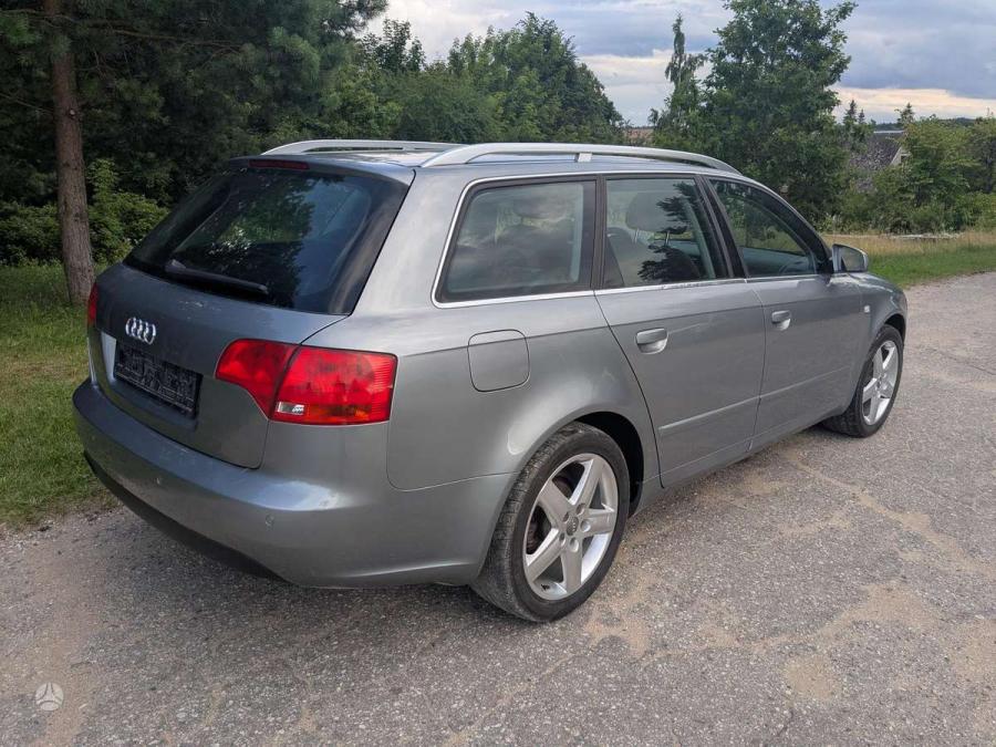 Pelēks Audi A4 2008 Rokiškis, ar dzinēja tilpumu 1.90 L un nobraukumu 330 tūkst. km par 3300 €, foto 5 vietnē AUTOMOTO.COM.LV