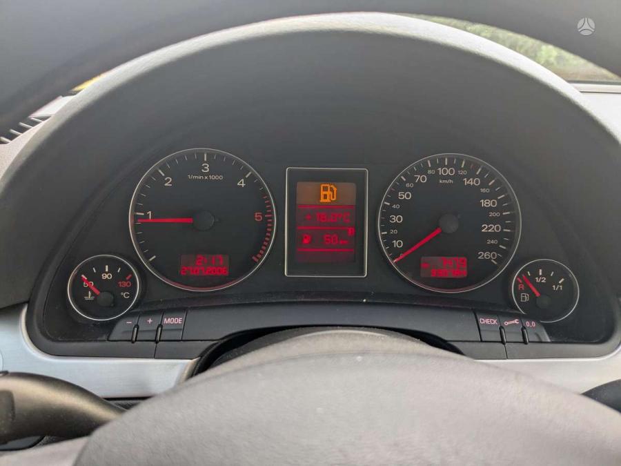 Pelēks Audi A4 2008 Rokiškis, ar dzinēja tilpumu 1.90 L un nobraukumu 330 tūkst. km par 3300 €, foto 7 vietnē AUTOMOTO.COM.LV
