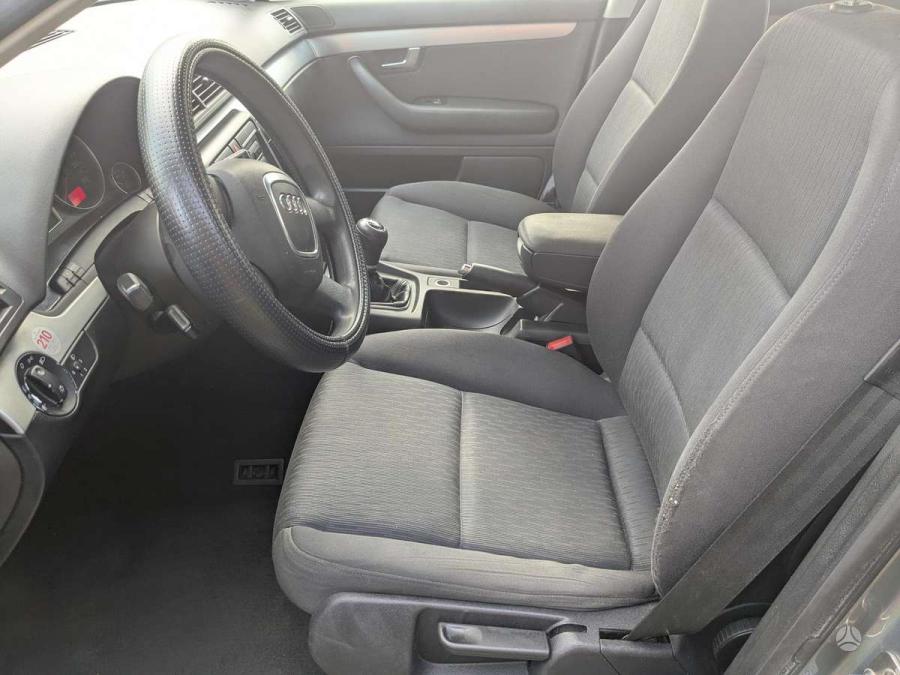 Pelēks Audi A4 2008 Rokiškis, ar dzinēja tilpumu 1.90 L un nobraukumu 330 tūkst. km par 3300 €, foto 10 vietnē AUTOMOTO.COM.LV