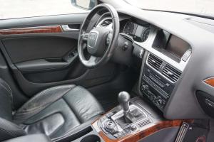 Grey Audi A4 2008 in Klaipeda, with an engine capacity of 1.80 L and mileage of 224 thousand km for 2200 €, photo 9 on AUTOMOTO.COM.LV
